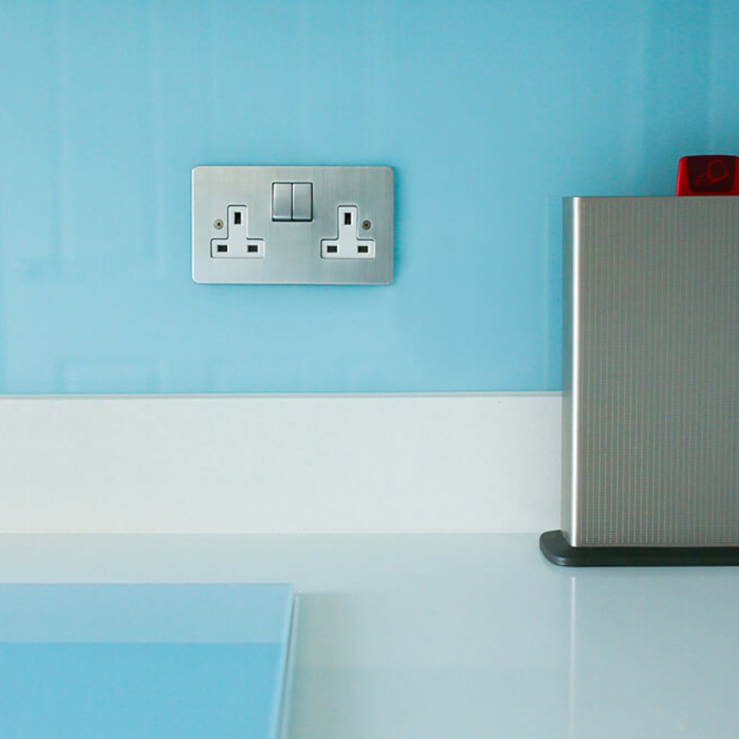 Focus SB Horizon Classic Switched Socket Outlets | Darklight Design ... Focus SB Horizon Classic Switched Socket Outlets | Darklight Design ...