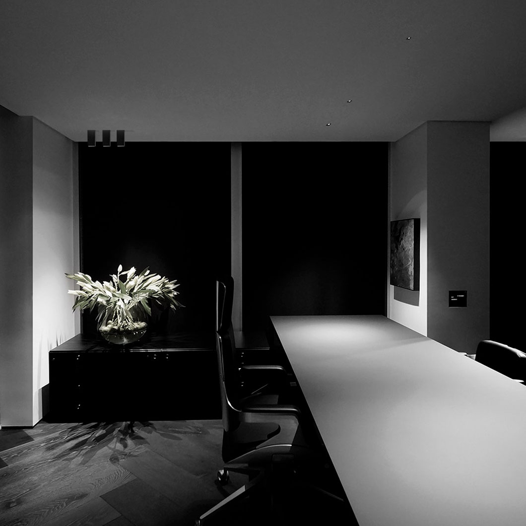 Apure Artus Surface Mounted Spotlight | Darklight Design | Lighting ...