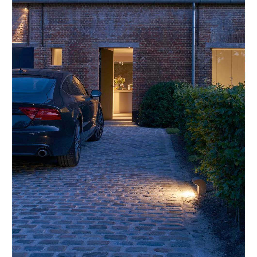 PVD Concept Simply Short Bollard LED Outdoor Bollard | Darklight Design ...